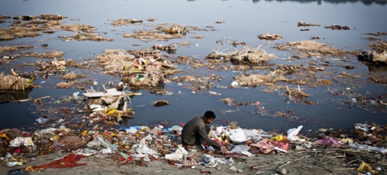 Researchers tracking the sources of plastic pollution – Climate Samurai